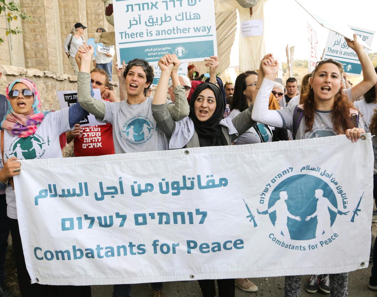 Dialog und Verständigung stärken | Pro Peace