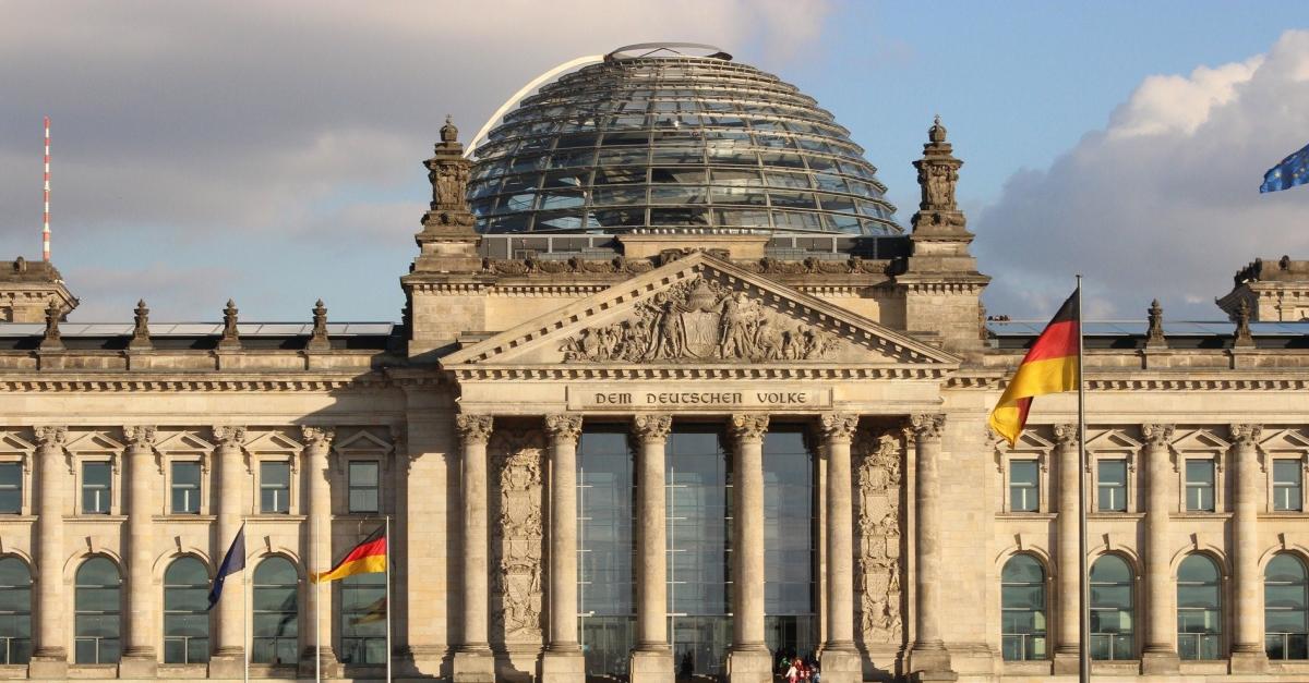 Regierungsbildung in Zeiten weltpolitischer Umbrüche | Pro Peace